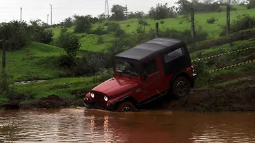 Thar [2014-2020] Boot Space Image, Thar [2014-2020] Photos in India ...