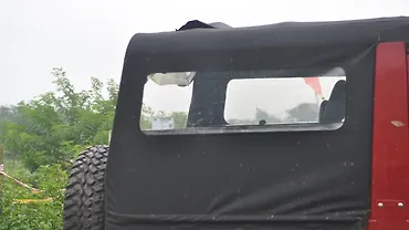 Thar [2014-2020] Boot Space Image, Thar [2014-2020] Photos in India ...