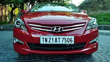 Fluidic Verna 4S [2015-2016] Rear View Image, Fluidic Verna 4S [2015 ...