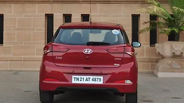 Elite i20 [2014-2015] Engine Bay Image, Elite i20 [2014-2015] Photos in ...