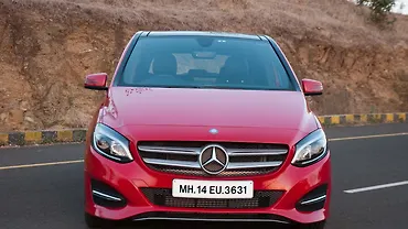 B-Class Front View Image, B-Class Photos in India - CarWale
