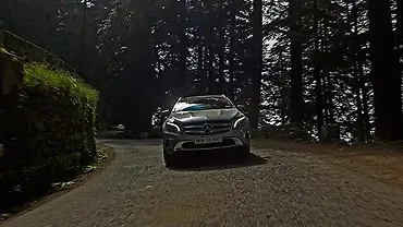 GLA [2014-2017] Door Image, GLA [2014-2017] Photos in India - CarWale