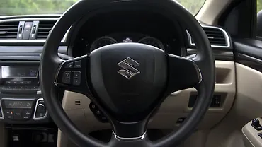 Ciaz [2014-2017] Rear View Image, Ciaz [2014-2017] Photos in India ...