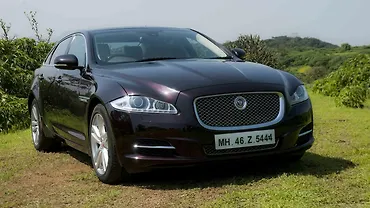 Jaguar XJ L Rosello Red Metallic Colour - CarWale
