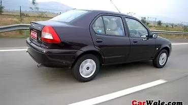 Ikon Front View Image, Ikon Photos in India - CarWale