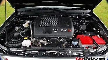Fortuner [2009-2012] Engine Bay Image, Fortuner [2009-2012] Photos in ...