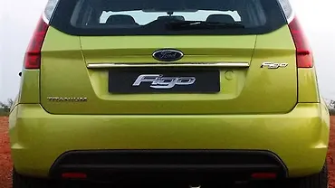 Figo [2012-2015] Engine Bay Image, Figo [2012-2015] Photos in India ...