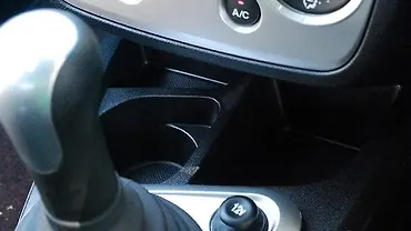 Figo [2012-2015] Engine Bay Image, Figo [2012-2015] Photos in India ...