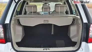 Freelander 2 Interior Image, Freelander 2 Photos in India - CarWale