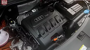 Q3 [2012-2015] Badges Image, Q3 [2012-2015] Photos in India - CarWale