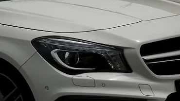 CLA [2015-2016] Headlamps Image, CLA [2015-2016] Photos in India - CarWale