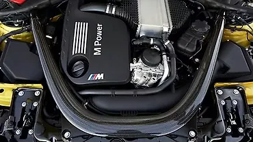 M4 [2014-2018] Engine Bay Image, M4 [2014-2018] Photos in India - CarWale
