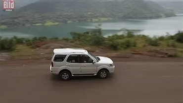 Safari Storme [2012-2015] Exterior Image, Safari Storme [2012-2015 ...