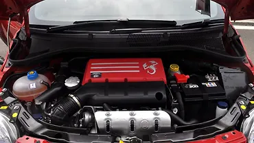 Abarth 595 Engine Bay Image, Abarth 595 Photos in India - CarWale