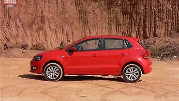 Polo [2012-2014] Engine Bay Image, Polo [2012-2014] Photos in India ...