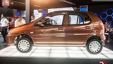Tata Indica Images - Interior & Exterior Photo Gallery - CarWale
