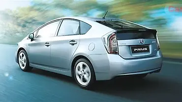Prius [2009-2016] Rear View Image, Prius [2009-2016] Photos in India ...