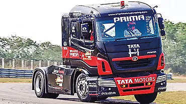 Tata Prima truck racing begins this month - CarWale