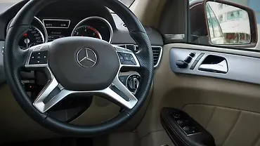 GL Interior Image, GL Photos in India - CarWale