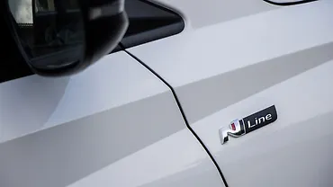 i20 N Line Side Badge Image, i20 N Line Photos in India - CarWale