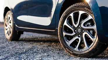 Baleno Wheel Image, Baleno Photos in India - CarWale