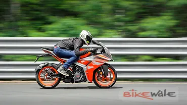 KTM RC 200 Rear View Image – BikeWale