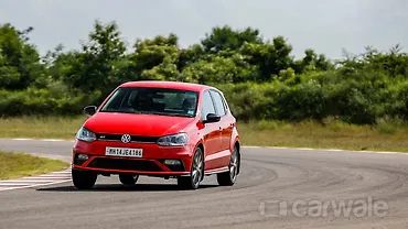 Polo Front View Image, Polo Photos in India - CarWale