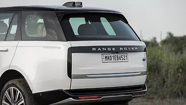 Range Rover Rear Quarter Glass Image, Range Rover Photos in India - CarWale