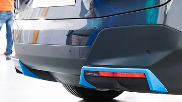 iX Rear Spoiler Image, iX Photos in India - CarWale