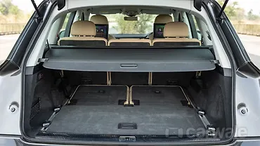 Q7 Bootspace Image, Q7 Photos in India - CarWale