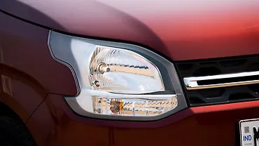 Wagon R Front Row Seats Image, Wagon R Photos in India - CarWale