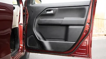 Wagon R Front Right Door Pad Image, Wagon R Photos in India - CarWale