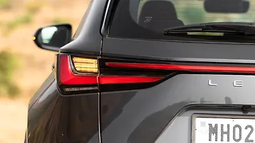 NX Tail Light/Tail Lamp Image, NX Photos in India - CarWale