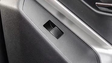 Innova Hycross Rear Power Window Switches Image, Innova Hycross Photos ...