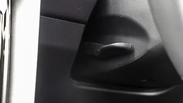 Innova Hycross Sunroof/Moonroof Image, Innova Hycross Photos in India ...