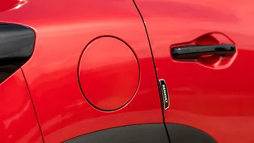 Kiger [2022-2023] Rear Spoiler Image, Kiger [2022-2023] Photos in India ...