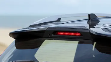 Kiger [2022-2023] Rear Spoiler Image, Kiger [2022-2023] Photos in India ...