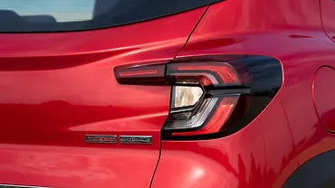 Kiger [2022-2023] Rear Spoiler Image, Kiger [2022-2023] Photos in India ...