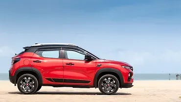 Kiger [2022-2023] Rear Spoiler Image, Kiger [2022-2023] Photos in India ...