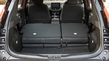 Kiger [2022-2023] Rear Spoiler Image, Kiger [2022-2023] Photos in India ...