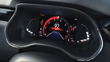 Kiger [2022-2023] Rear Spoiler Image, Kiger [2022-2023] Photos in India ...