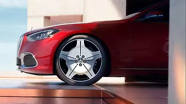Maybach S-Class Wheel Image, Maybach S-Class Photos in India - CarWale