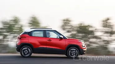 Punch Rear Logo Image, Punch Photos in India - CarWale