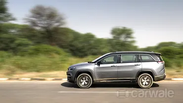 Jeep Meridian Images - Interior & Exterior Photo Gallery [200+ Images ...