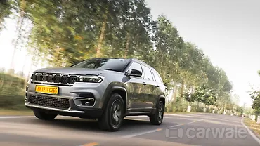 Jeep Meridian Images - Interior & Exterior Photo Gallery [200+ Images ...