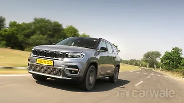 Jeep Meridian Images - Interior & Exterior Photo Gallery [200+ Images ...