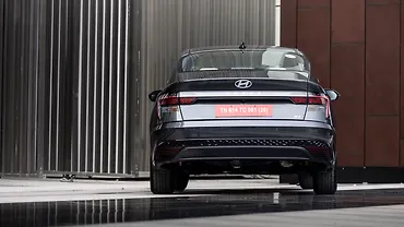 Verna 360-Degree Camera Control Image, Verna Photos in India - CarWale