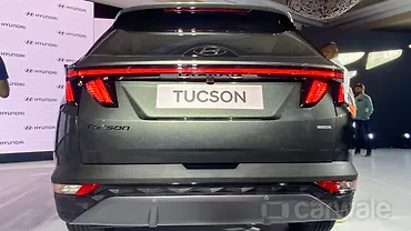 Hyundai Tucson Images - Interior & Exterior Photo Gallery [150+ Images ...