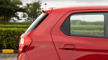 Alto K10 Rear Quarter Glass Image, Alto K10 Photos in India - CarWale