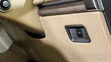 Range Rover Rear View Image, Range Rover Photos in India - CarWale